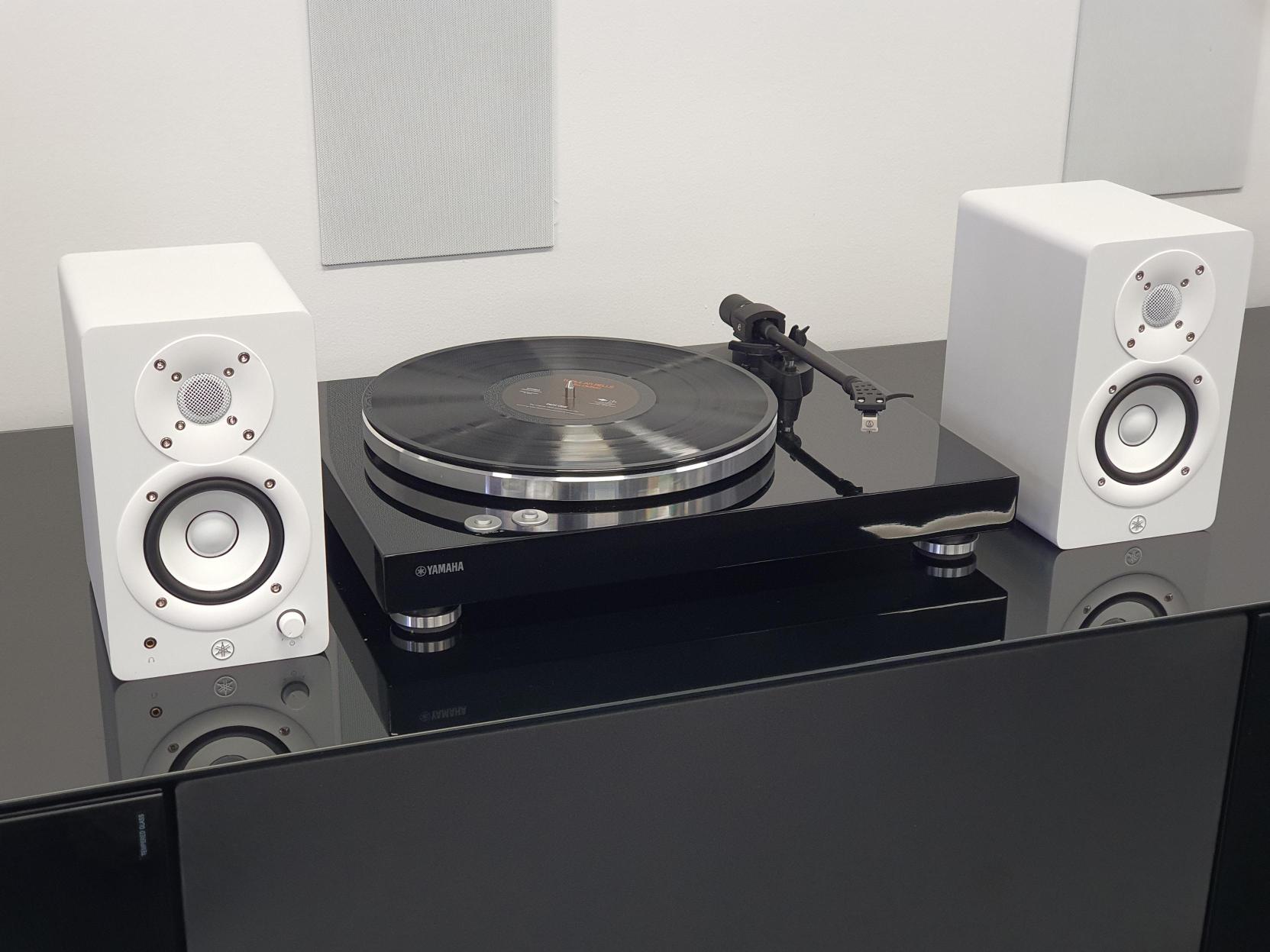 Yamaha Basic Vinyl Bundle – Todds Hi Fi